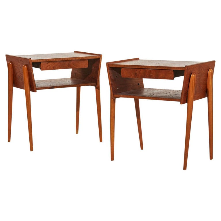 Pair of Atomic Teak Nightstands with Single Drawer For Sale at 1stDibs