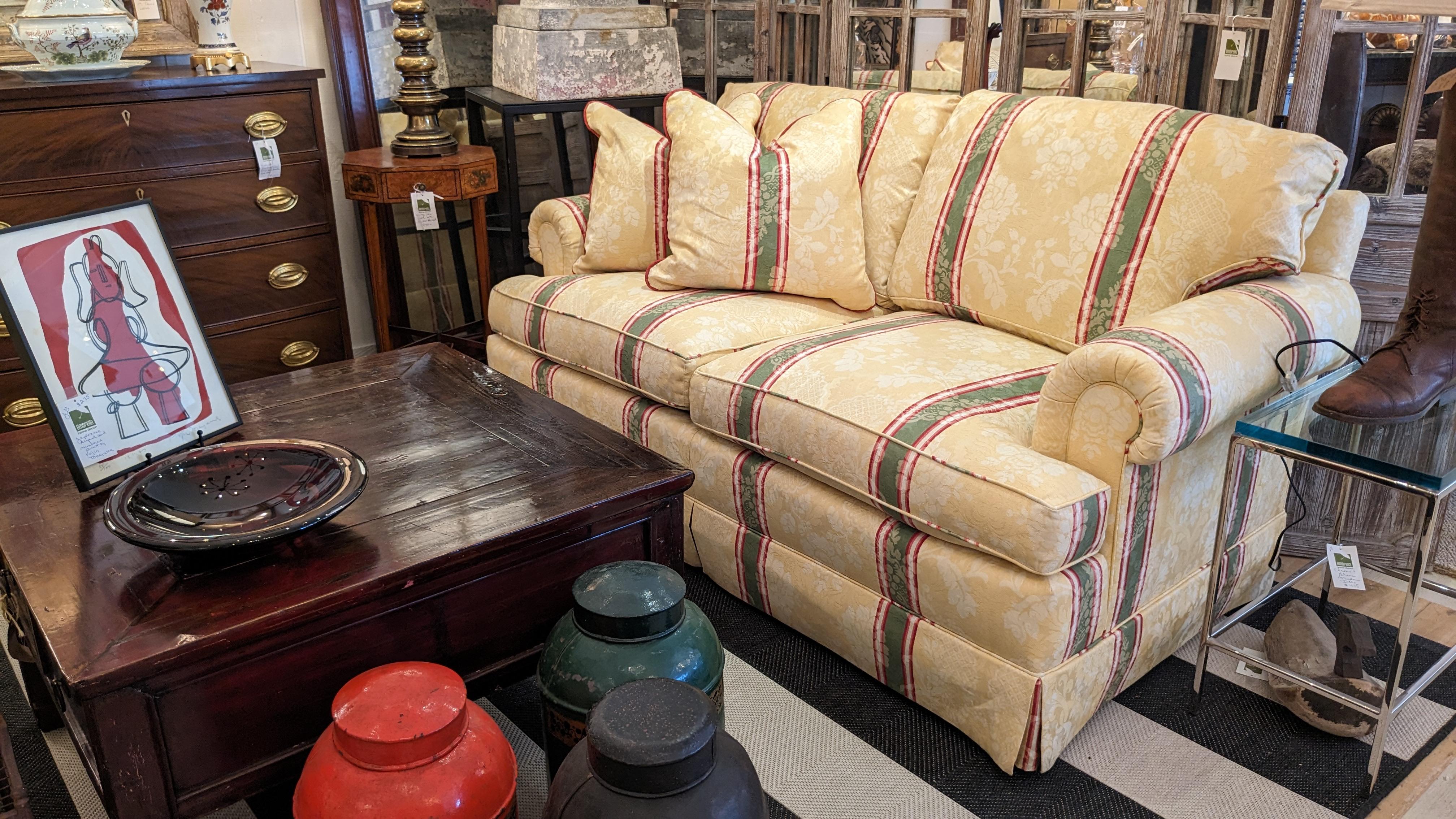 Pair of Baker Furniture Jacquard Upholstered Elegant Loveseats For Sale ...