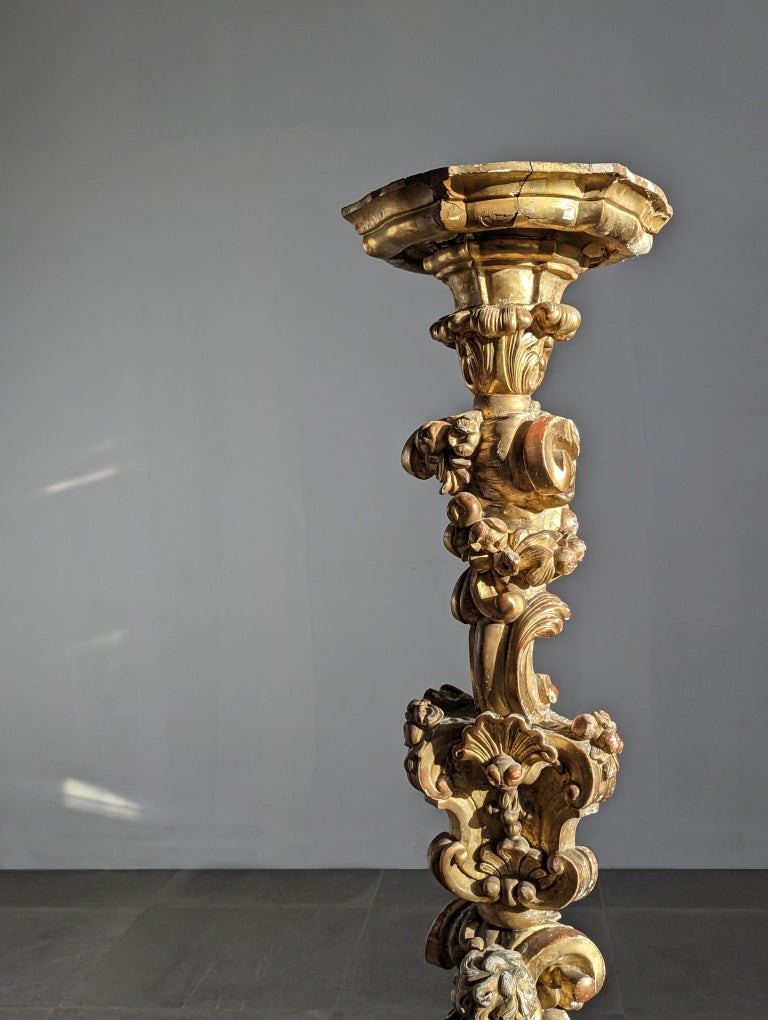 Pair of Baroque Italian Carved Giltwood Torcheres For Sale at 1stDibs