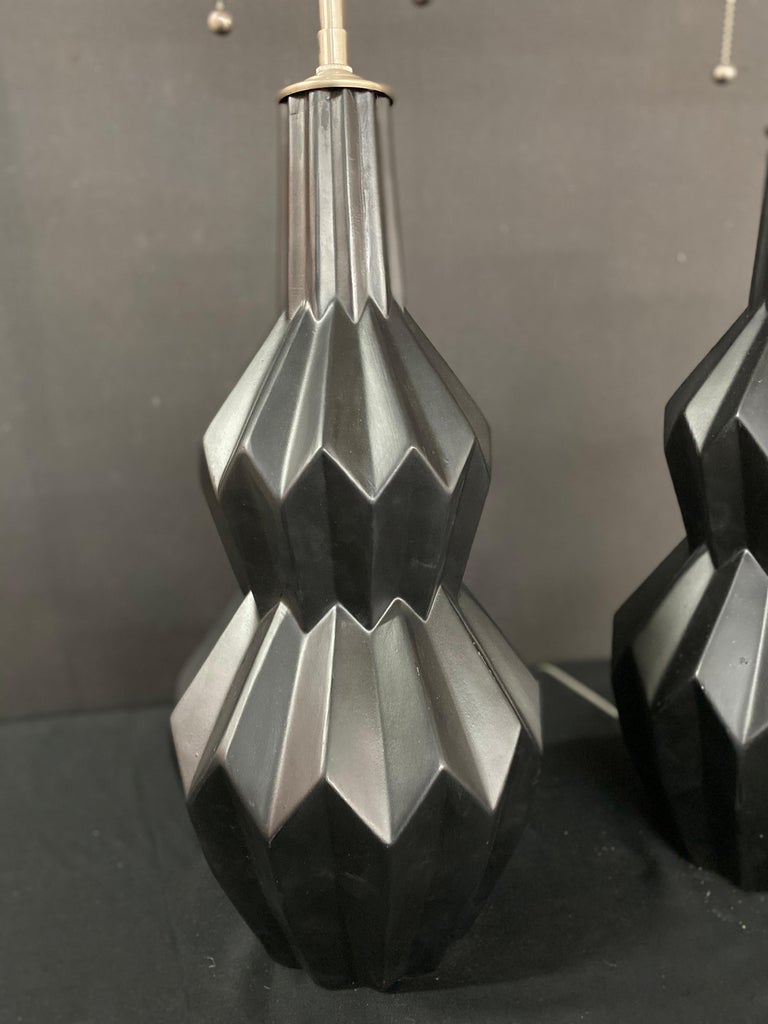 Pair of Black Charcoal Matte Diamond Shaped Table Lamps For Sale at 1stDibs