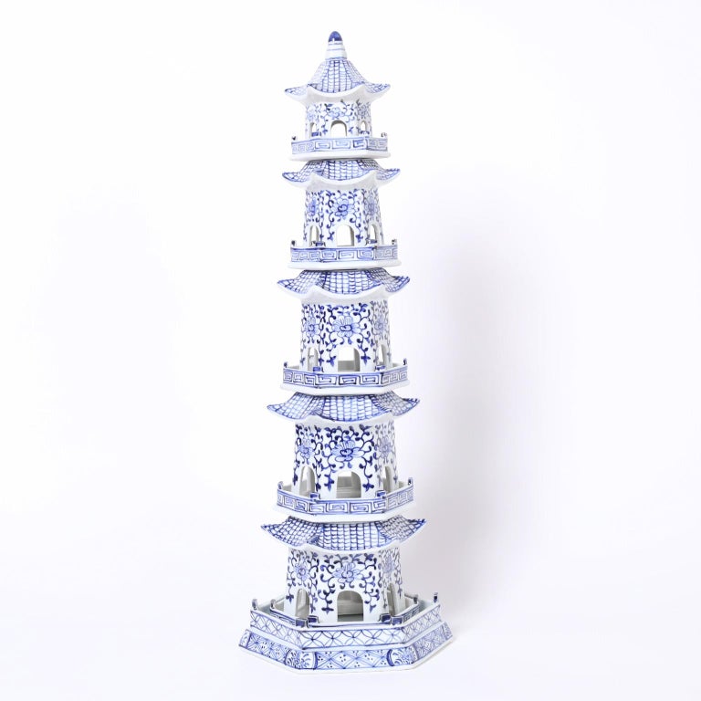 Pair of Blue and White Porcelain Pagoda Towers For Sale at 1stDibs