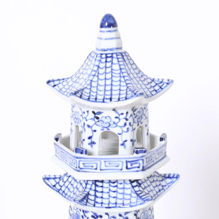 Pair of Blue and White Porcelain Pagoda Towers For Sale at 1stDibs