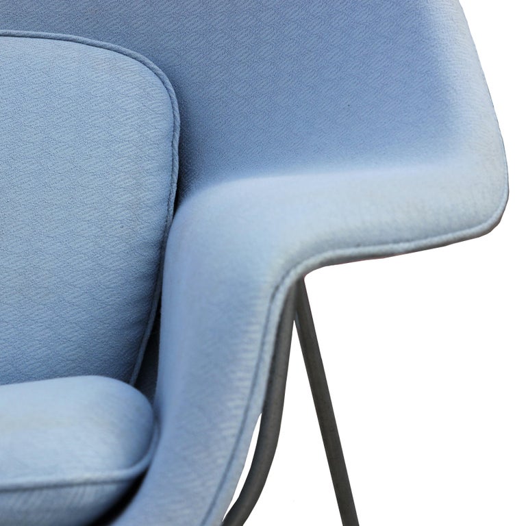Single Blue Eero Saarinen for Knoll Womb Chair at 1stDibs