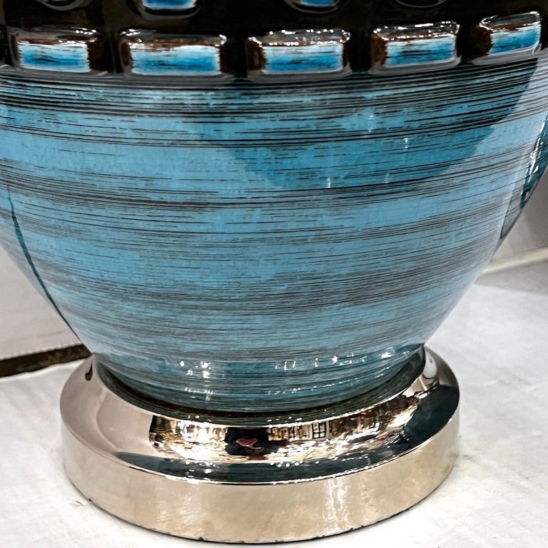 Pair of Blue Porcelain Table Lamps For Sale at 1stDibs