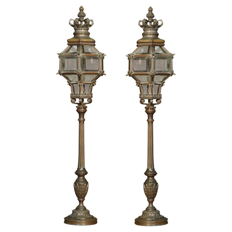 Pair of Bronze Newel Post Lamps For Sale at 1stDibs