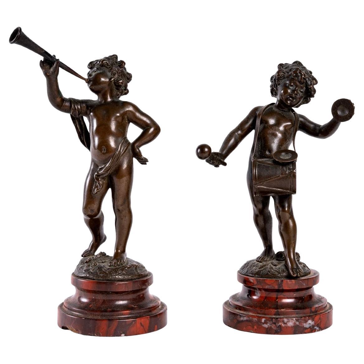 19ème siècle "le retour des hirondelles" Bronze patiné or par Auguste ...