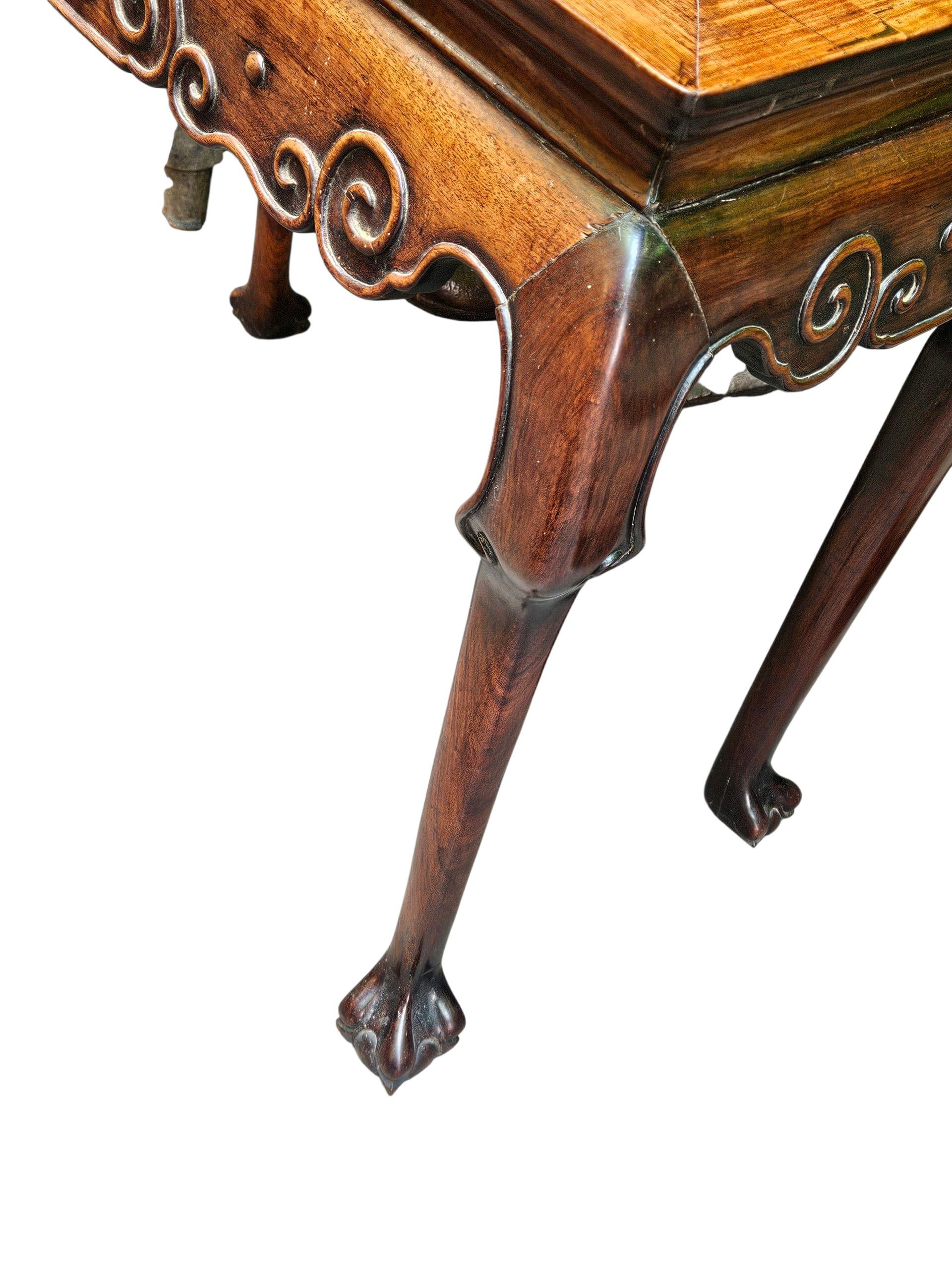 Pair of C19th Chinese Altar tables For Sale at 1stDibs