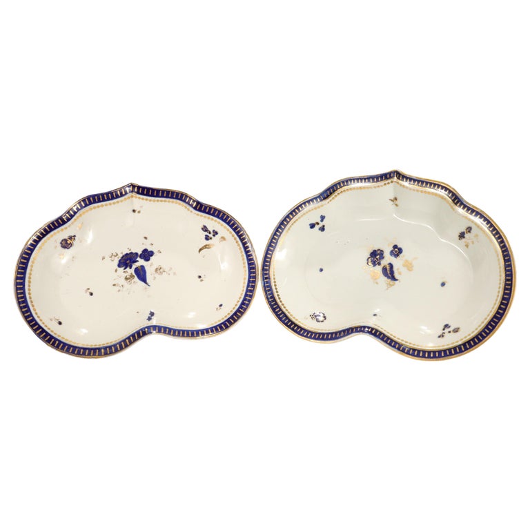Pair of Caughley Salopian English Porcelain Shapes Plates or Dishes For ...