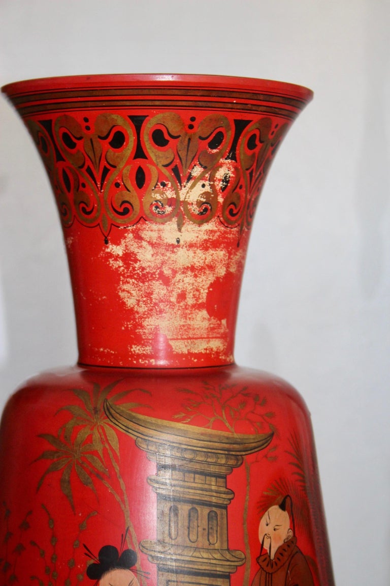 Pair of Ceramic Chinese Red Vase For Sale at 1stDibs