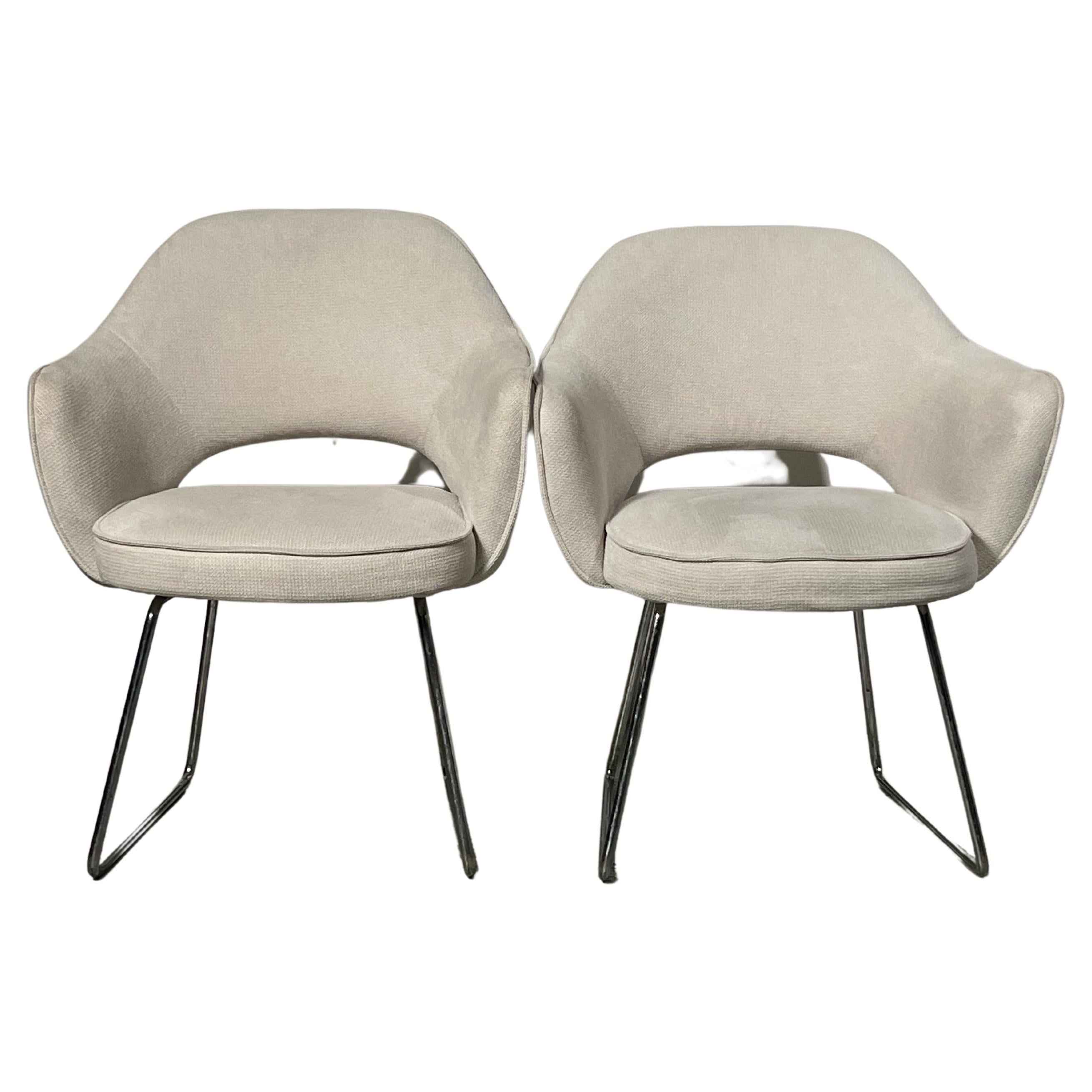 Pair of Chairs by Eero Saarinen for UNESCO 1957 For Sale at 1stDibs