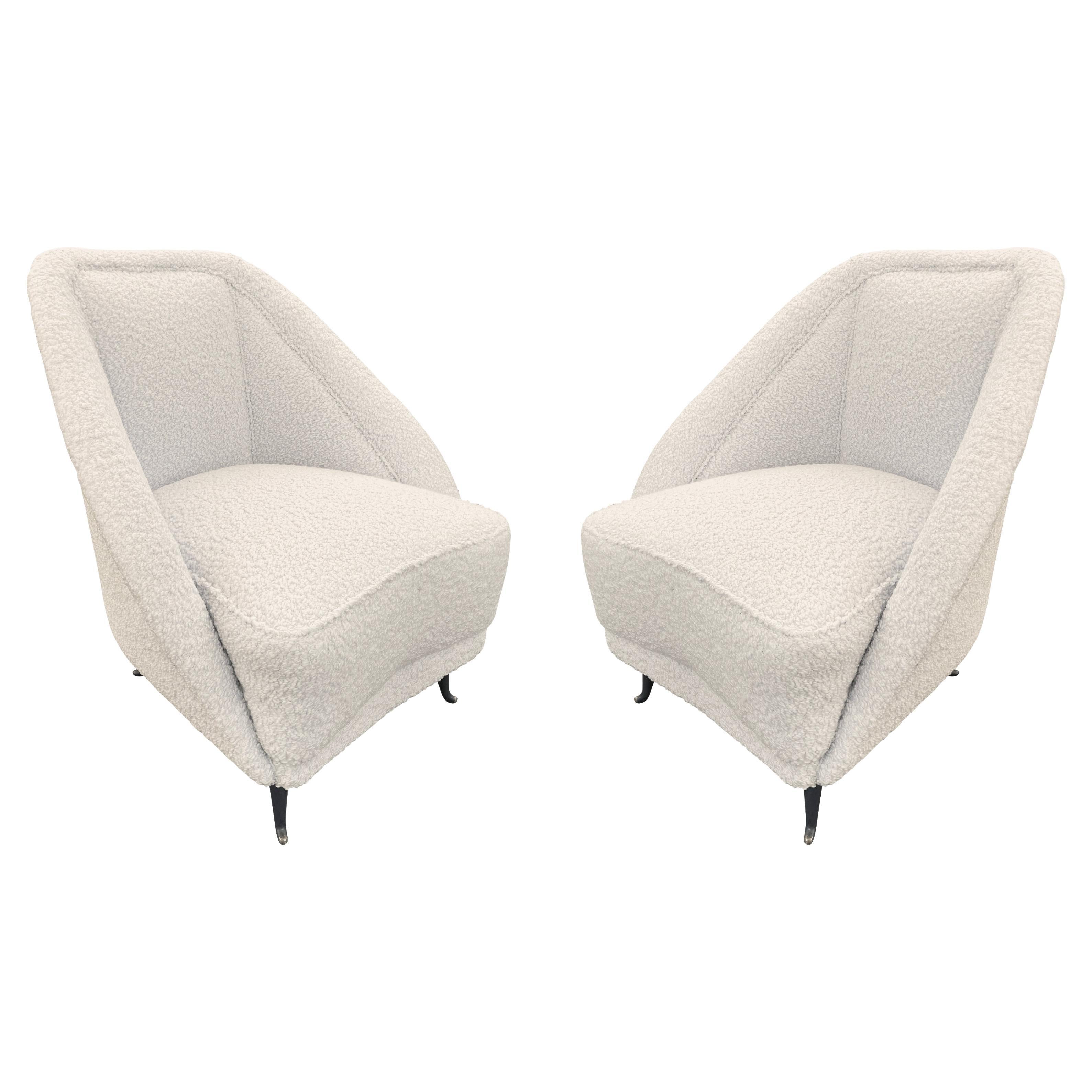 Pair of Rounded Italian Mid-Century Lounge Chairs For Sale at 1stDibs
