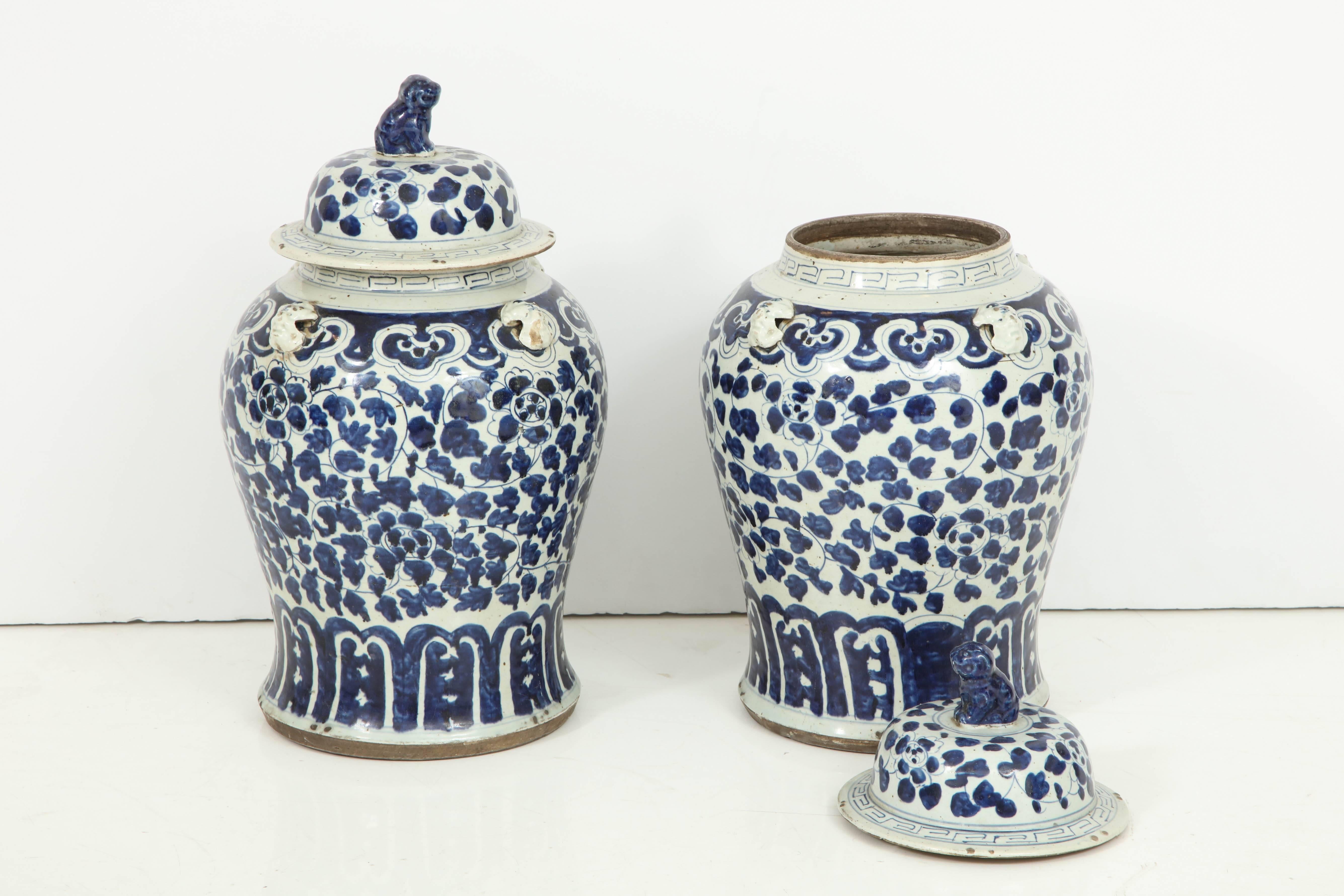 Pair of Chinese Export Jars with Lids at 1stDibs | chinese jars with lids