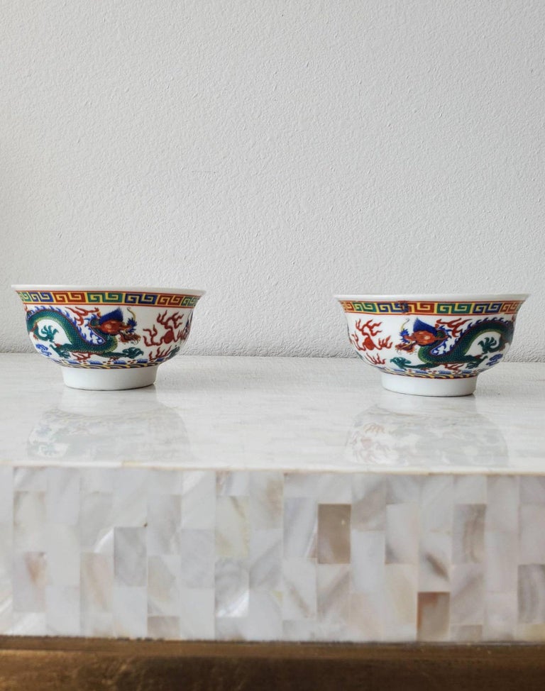 Pair of Chinese Glazed Porcelain Dragon Wucai Bowls For Sale at 1stDibs