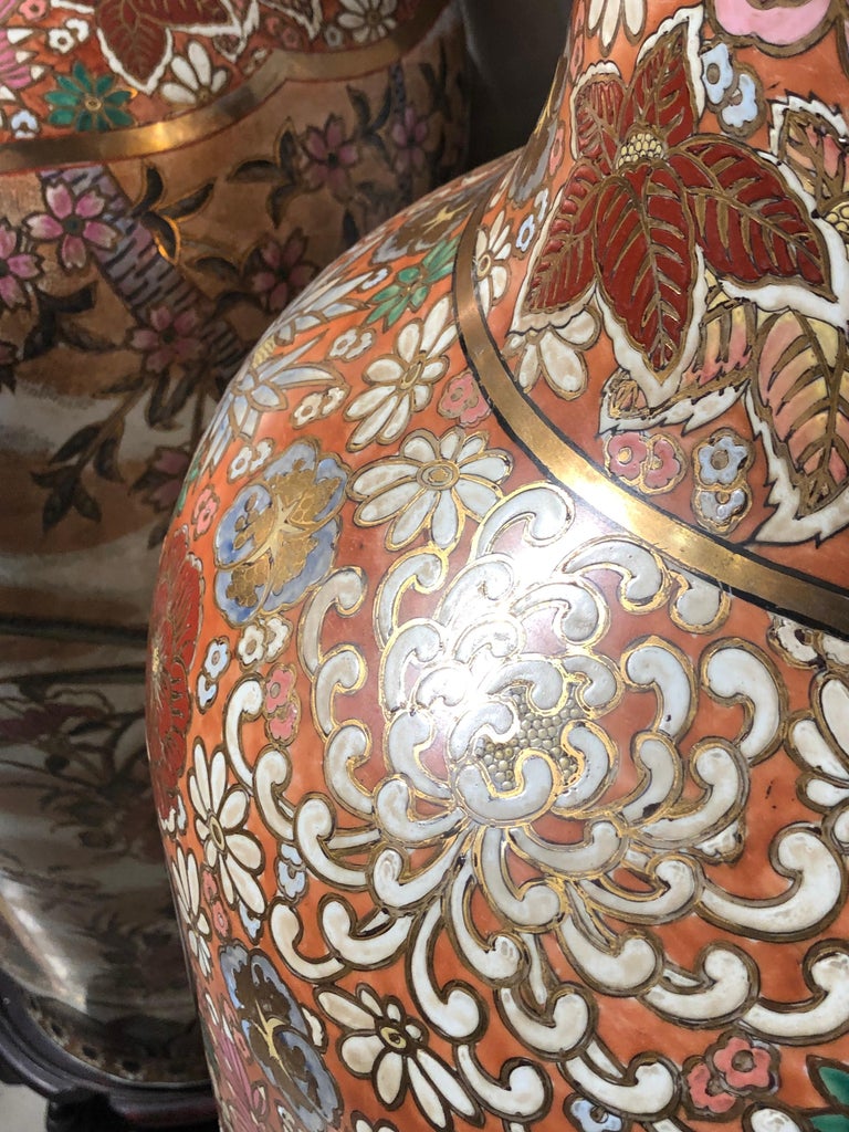 Pair of Chinese Palatial Vases Urns on Teak Pedestals Bird Decorated ...