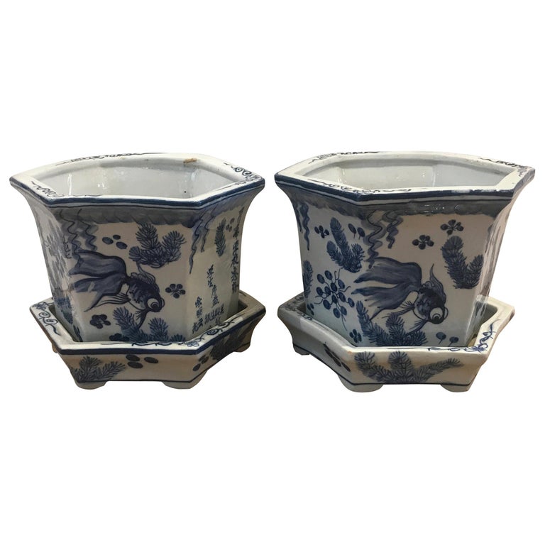 Pair of Chinese Porcelain Blue and White Planters at 1stDibs
