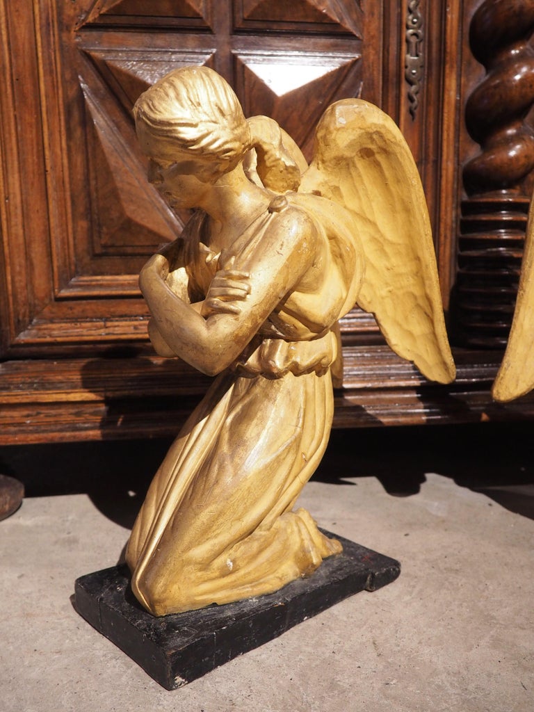 Pair of Circa 1800 Giltwood Angels from Italy For Sale at 1stDibs