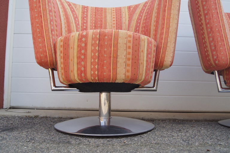 Pair of Circo Swivel Chairs by Peter Maly for COR For Sale at 1stDibs