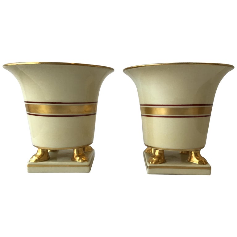 Pair of Classical Cache Pots at 1stDibs