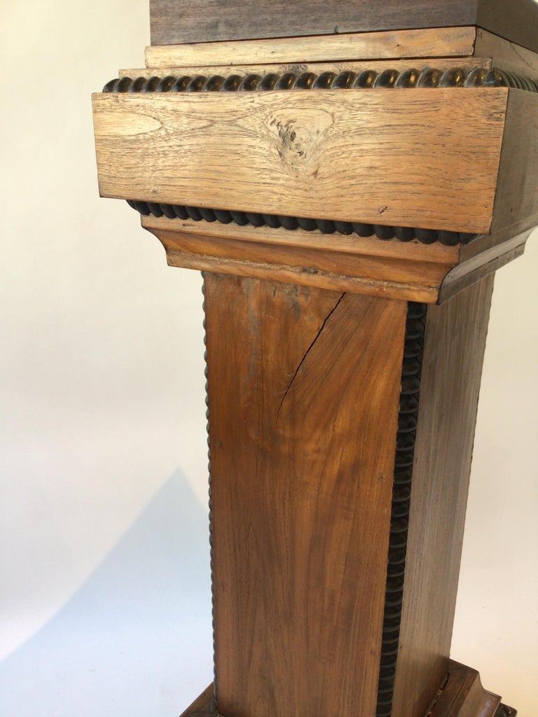Pair of Classical Wood Pedestals For Sale at 1stDibs