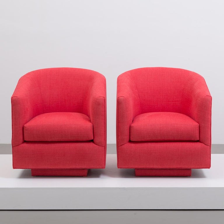 Pair of Coral Linen Upholstered Swivel Tub Chairs For Sale at 1stDibs