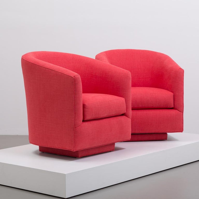 Pair of Coral Linen Upholstered Swivel Tub Chairs For Sale at 1stDibs