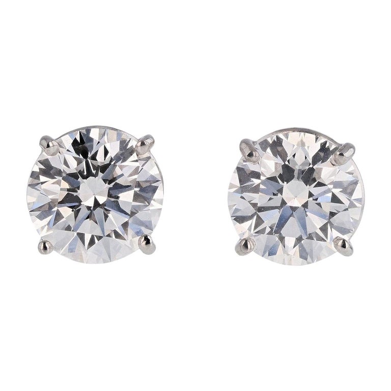 Pair of D Flawless Diamond Earrings For Sale at 1stDibs