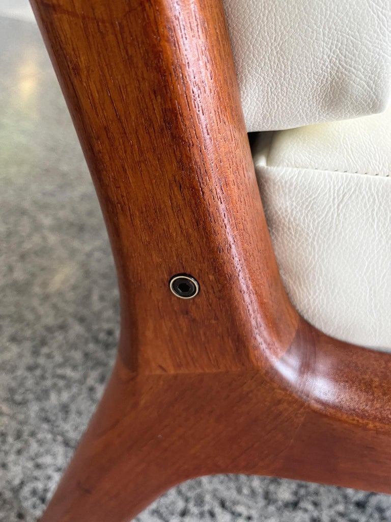 Pair of Danish Modern "Senator" Lounge Chairs by Ole Wanscher For Sale ...