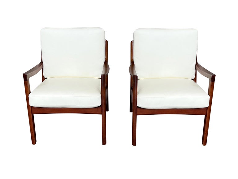 Pair of Danish Modern "Senator" Lounge Chairs by Ole Wanscher For Sale ...