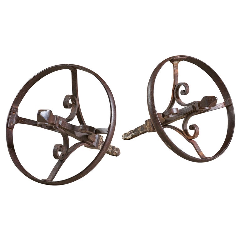 Pair of Decorative Wrought Iron Finials For Sale at 1stDibs
