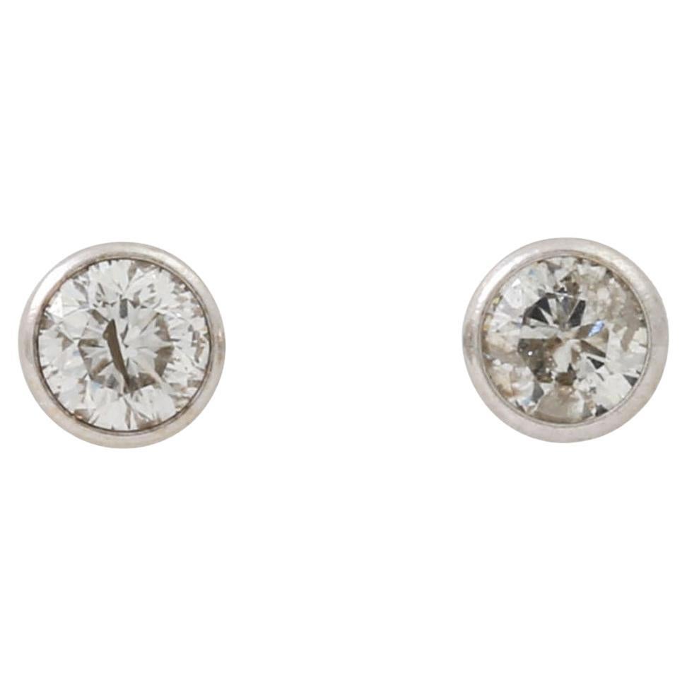 Pair of Diamond Ear Studs For Sale at 1stDibs