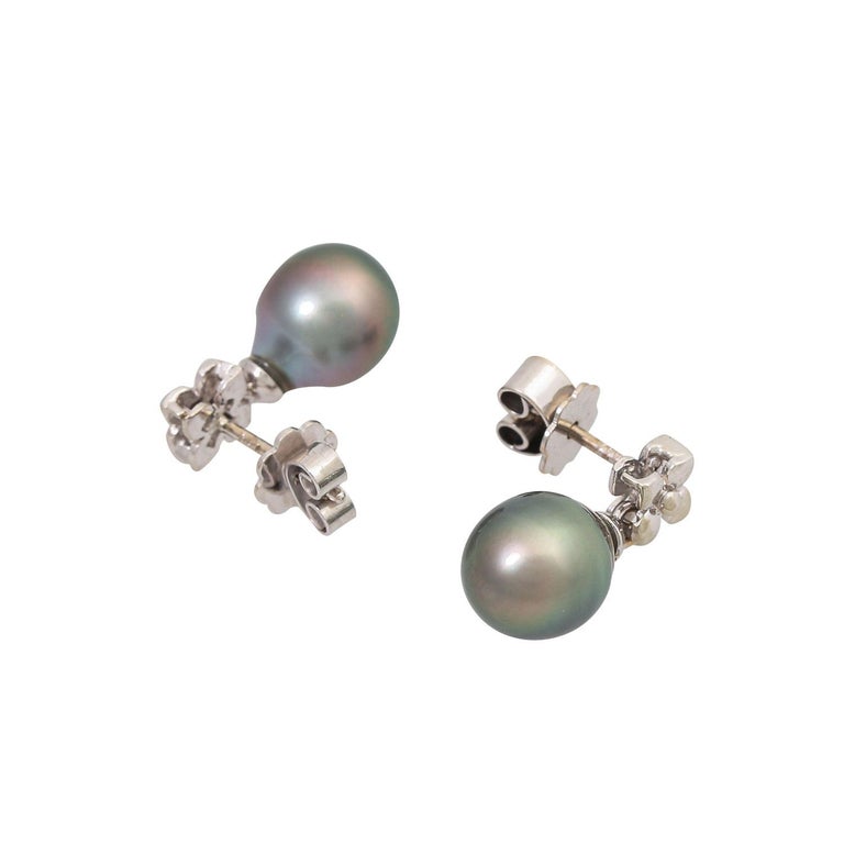 Pair of Ear Studs with Tahitian Pearls For Sale at 1stDibs