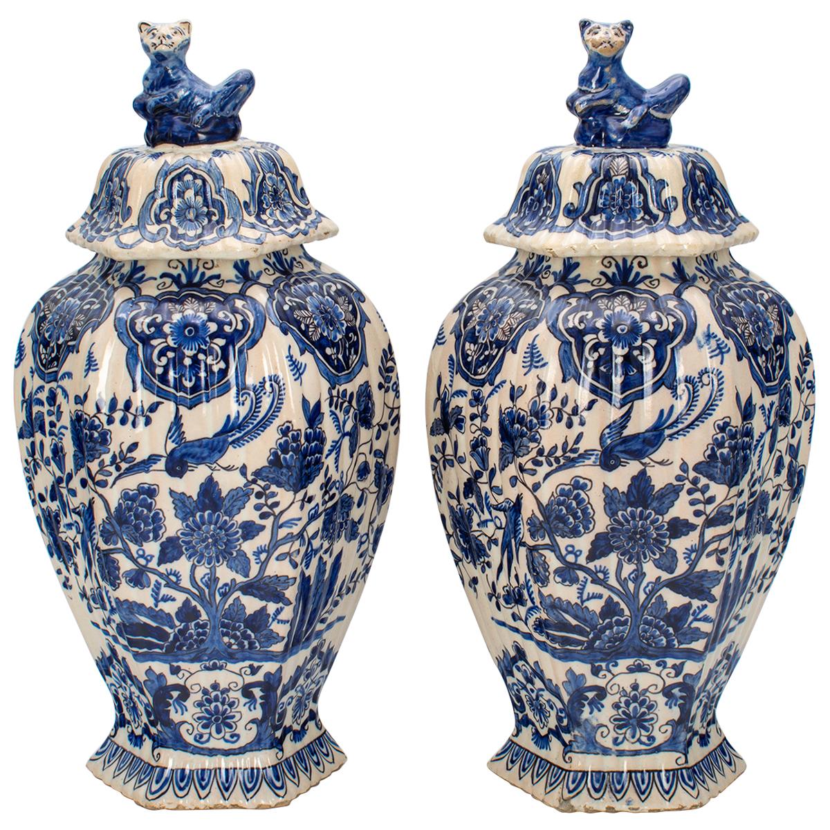 Sign by Claw 490 Brand, Early 18th Century, Pair of Faience Delft Round ...