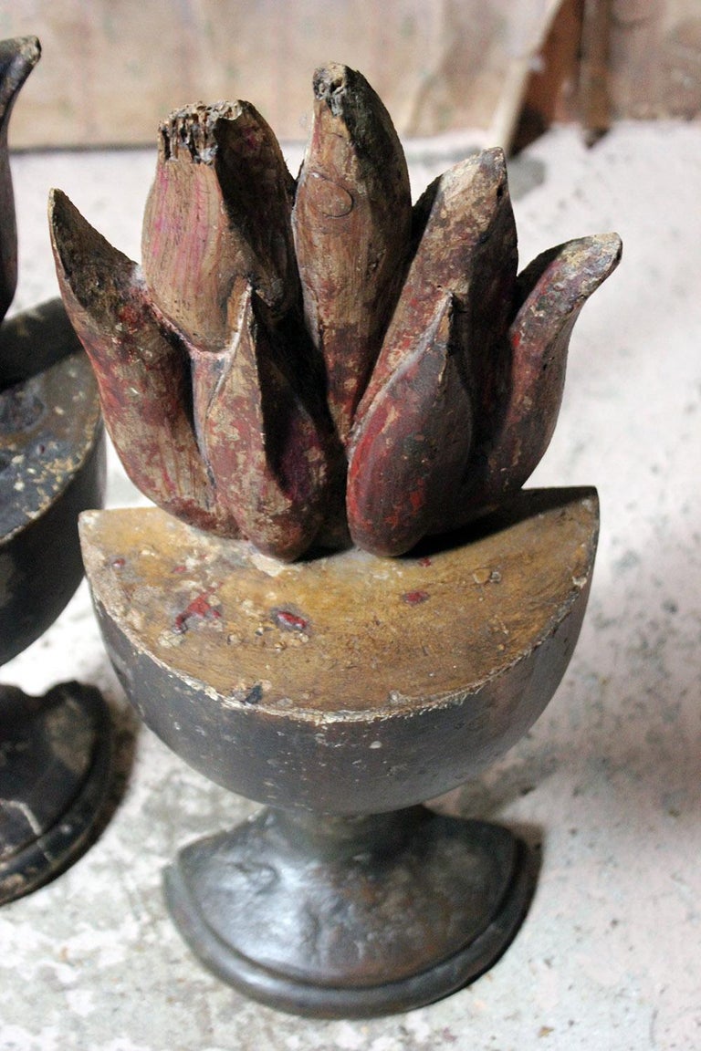 Pair of Early 19th Century Polychrome Painted Eternal Flame Carvings ...
