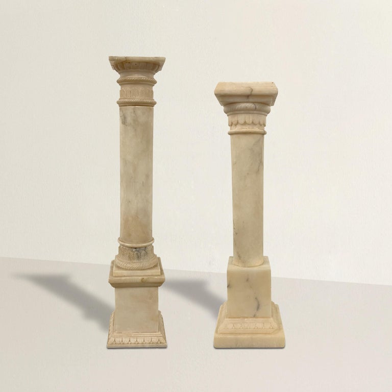 Pair of Early 20th Century Neoclassical Columns For Sale at 1stDibs