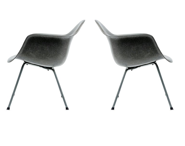 Pair of Early 2nd Generation Eames Fiberglass LAX Lounge Chairs in ...