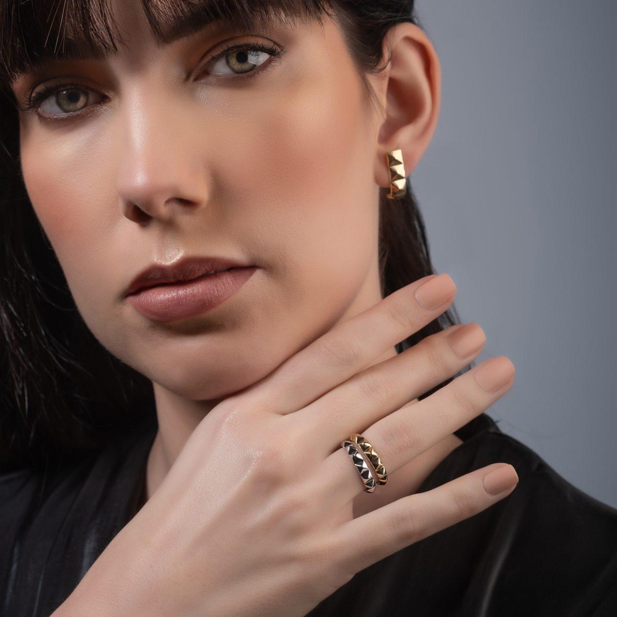 Pair of Earrings Gold 19.2 Karat For Sale at 1stDibs