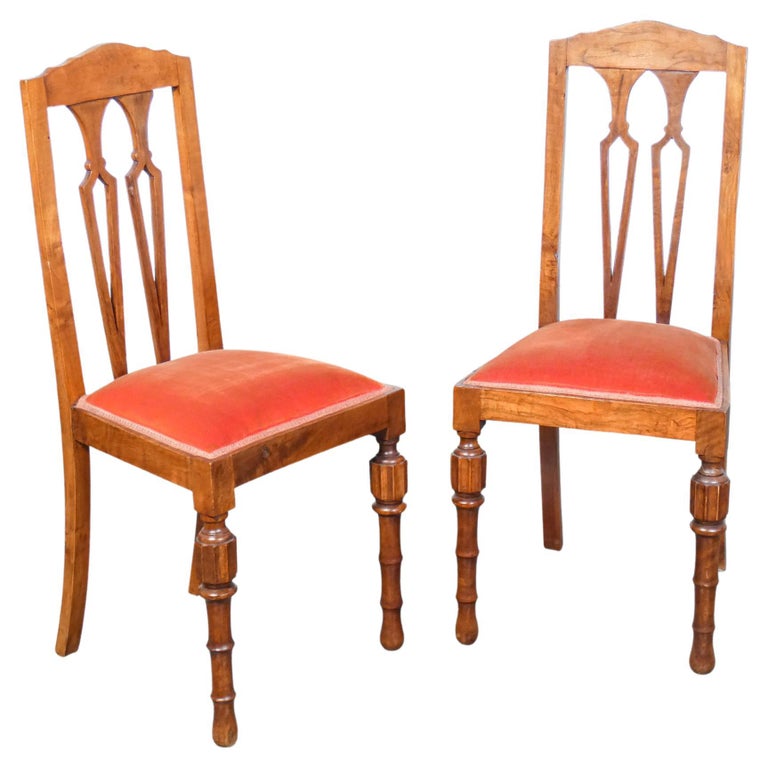 Pair of English Chairs in Solid Walnut, England, 19th Century For Sale ...