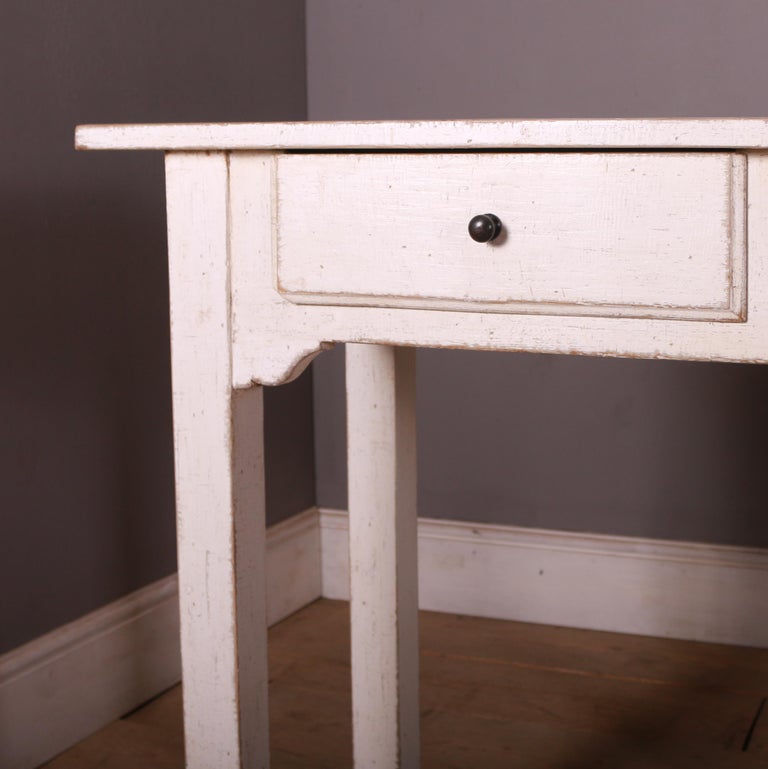 Pair of English Serving Tables For Sale at 1stDibs