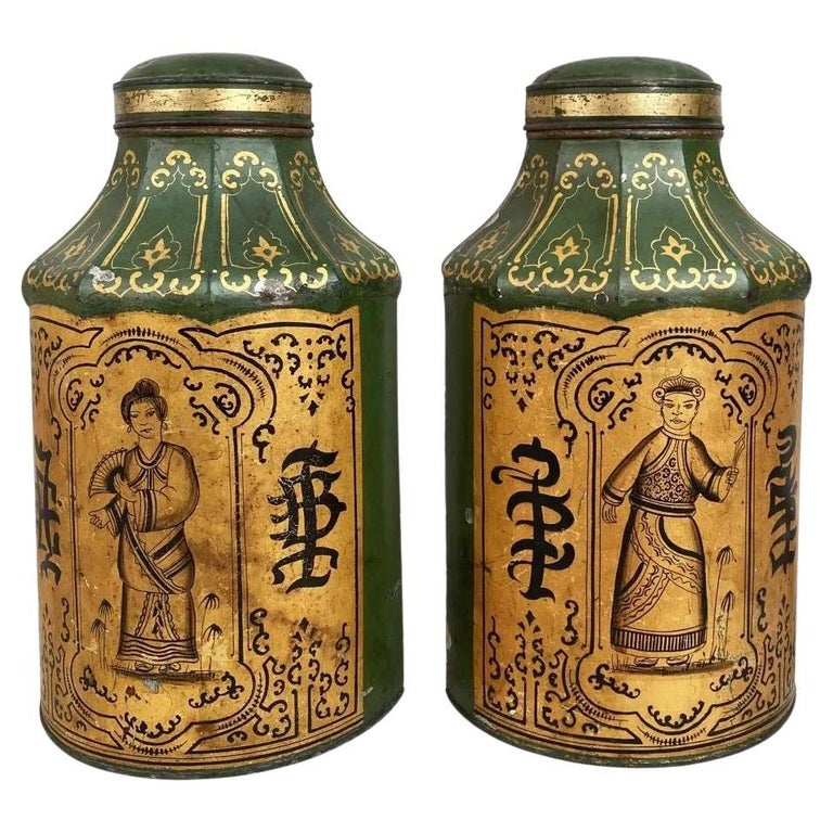 Pair of English Tea Canisters in Tole - Demilune Shape For Sale at 1stDibs