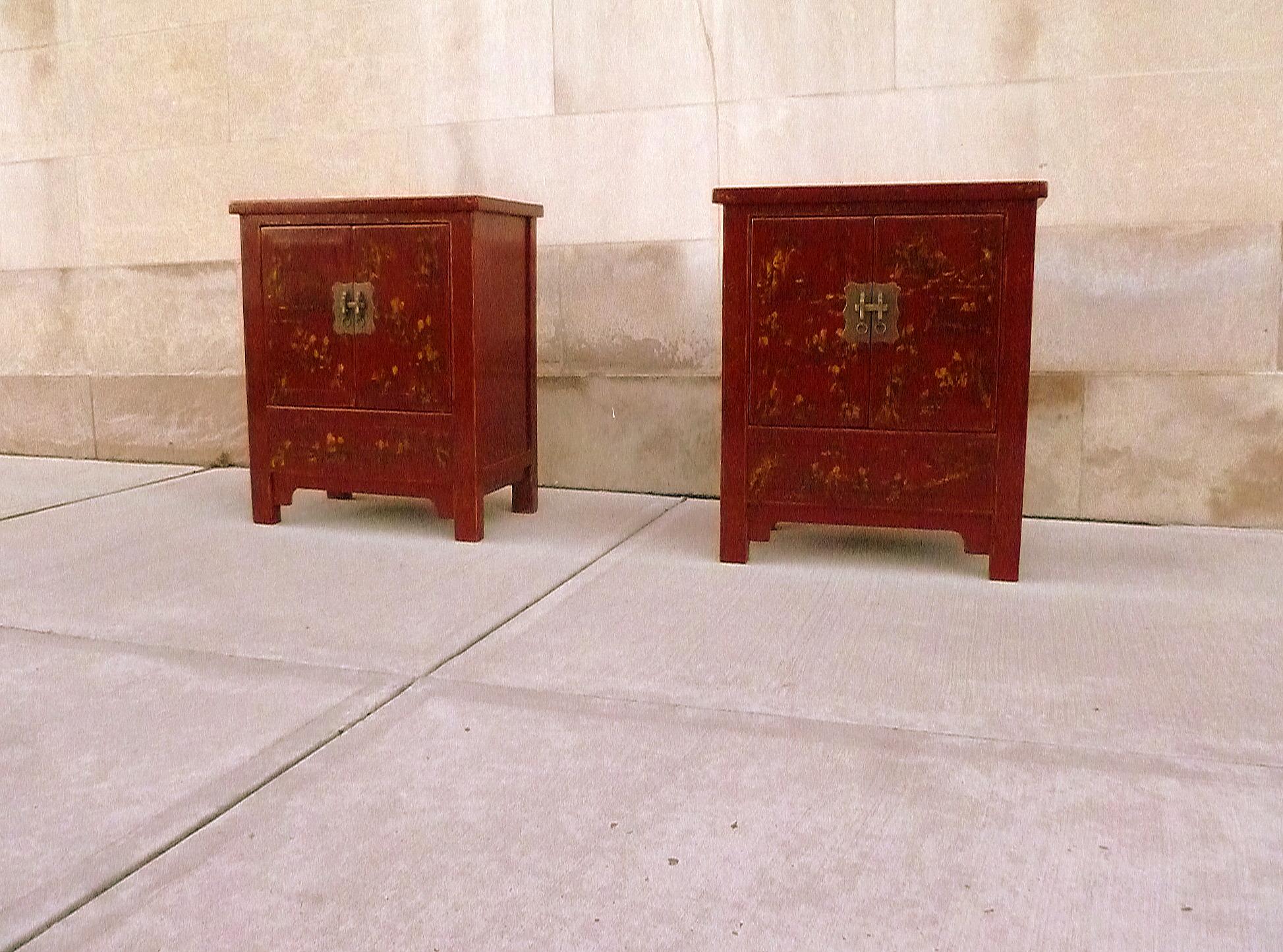 Pair of Fine Red Lacquer Chests with Gilt Motif For Sale at 1stDibs