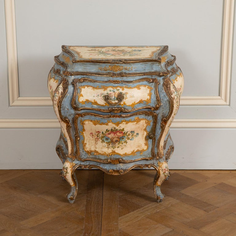 Pair of Florentine Rococo Bedside Tables 'Night Stands' For Sale at 1stDibs