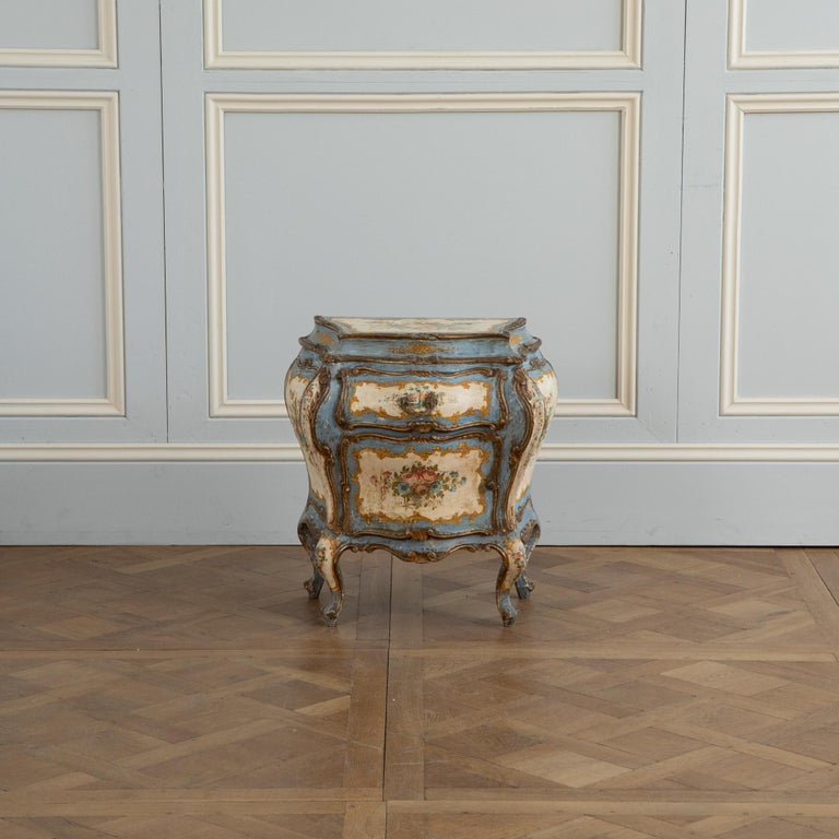 Pair of Florentine Rococo Bedside Tables 'Night Stands' For Sale at 1stDibs