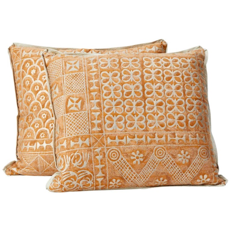 Pair of Fortuny Fabric Cushions in the Ashanti Pattern For Sale at 1stDibs