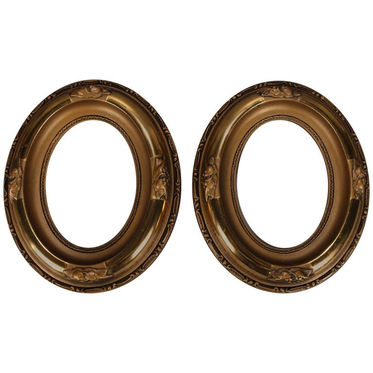 Pair of French Oval Scroll and Foliate Giltwood Art Frames, 20th ...