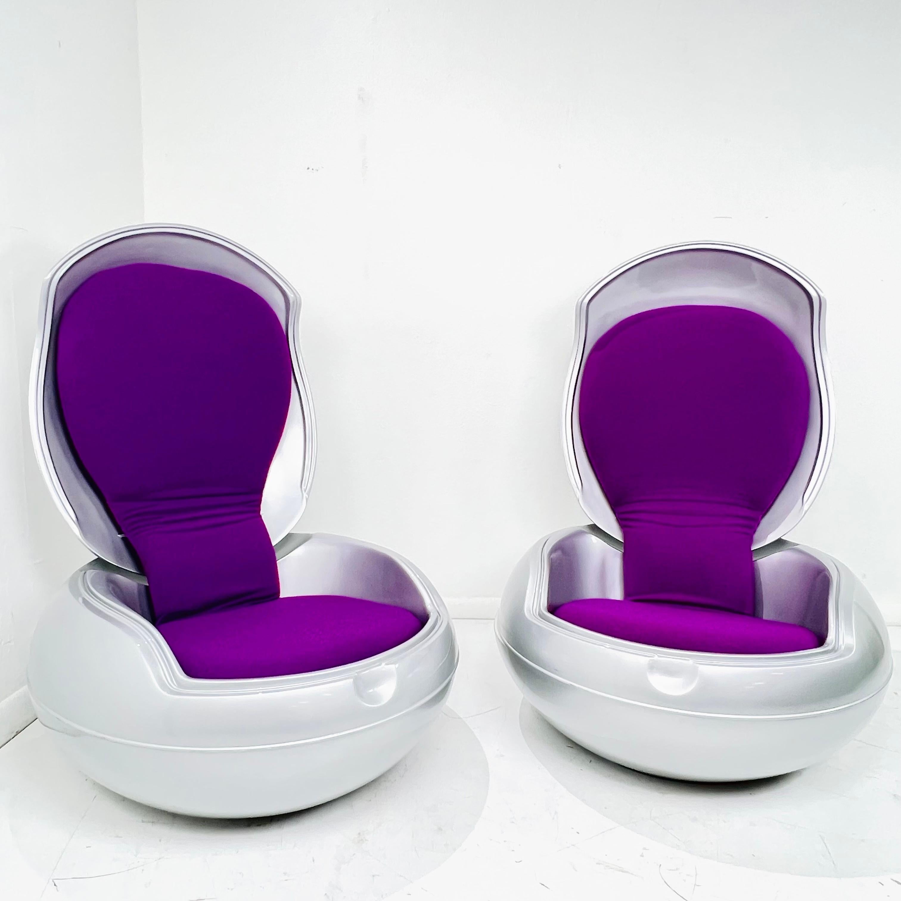 Pair of Garden Egg Chairs by Peter Ghyczy For Sale at 1stDibs | peter ...