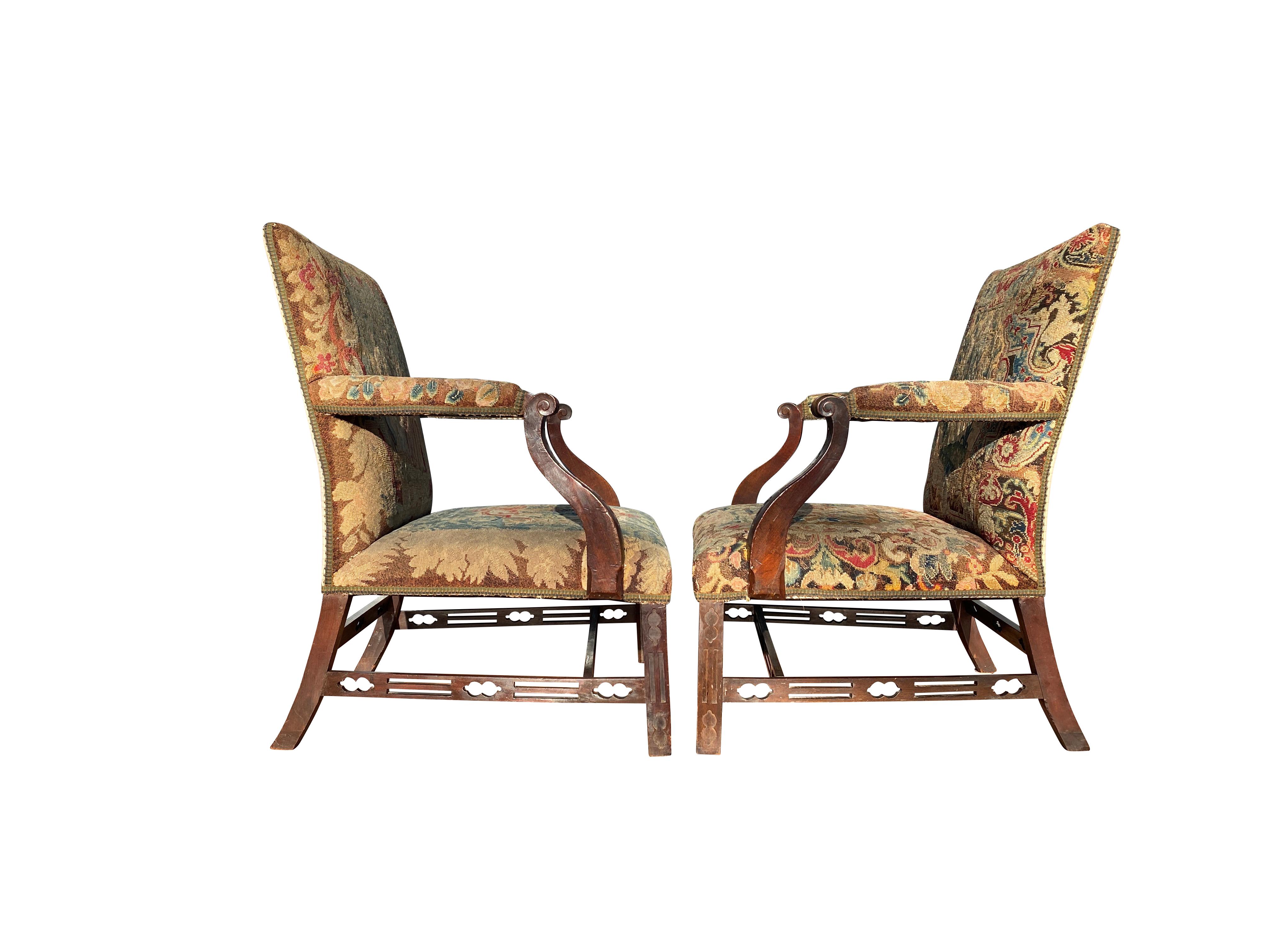 Pair of George III Mahogany Library Armchairs For Sale at 1stDibs