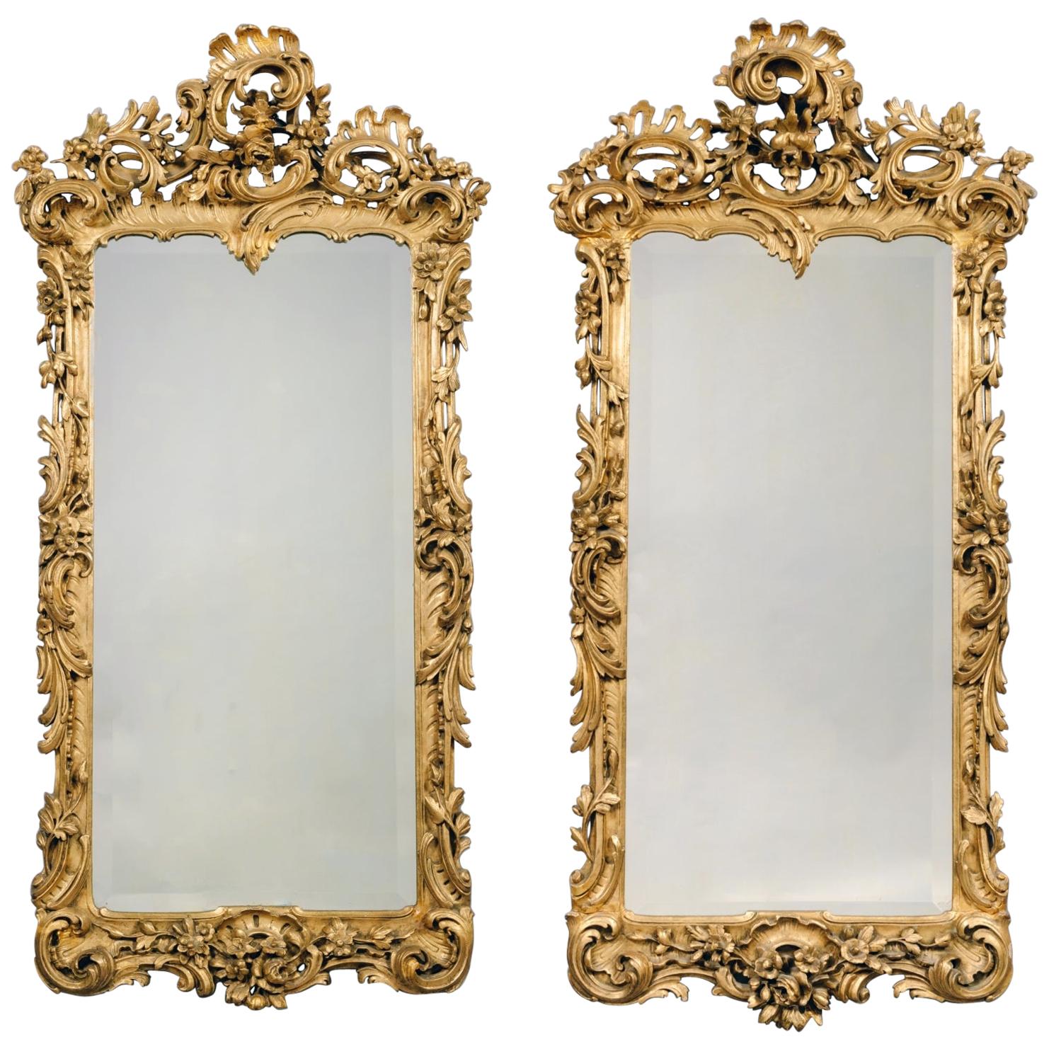 Pair of George III Style Giltwood Mirrors For Sale at 1stDibs