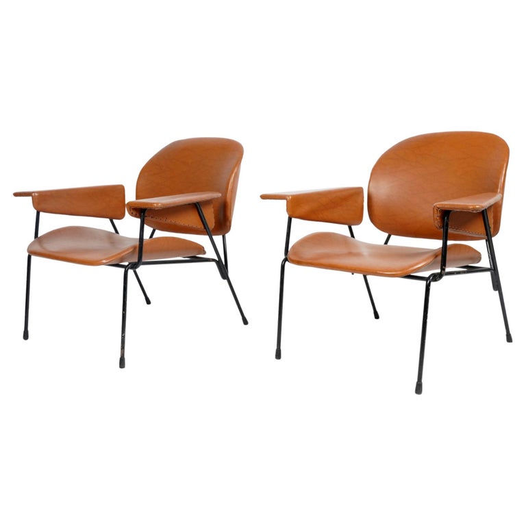 Pair of Giampiero Vitelli / Rossi Armchairs For Sale at 1stDibs