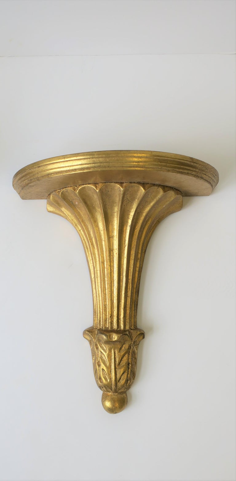 Pair of Gold Gilt Wall Shelf Brackets For Sale at 1stDibs