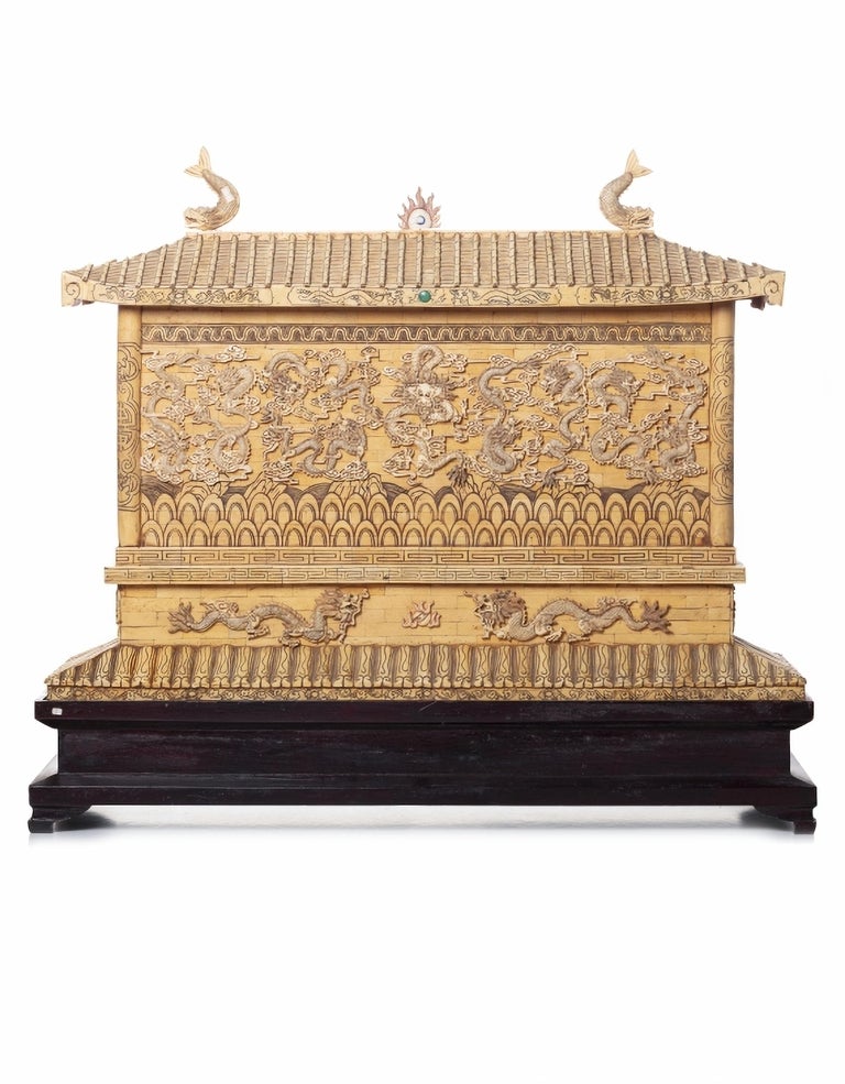 Pair of Great Dragon Temples Chinese Minguo Period For Sale at 1stDibs